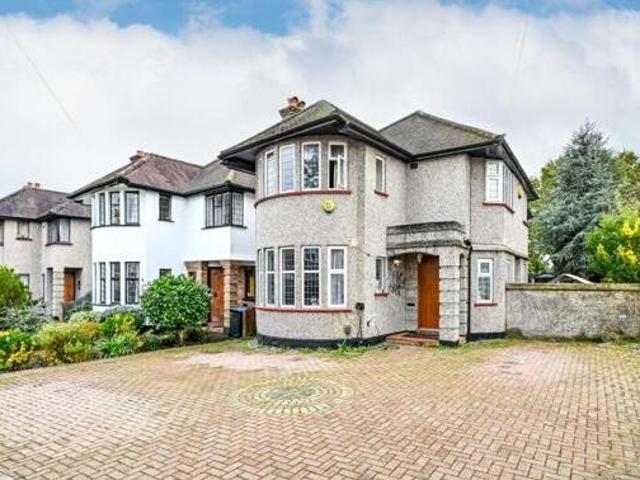 4 Bedroom House For Sale In New Malden