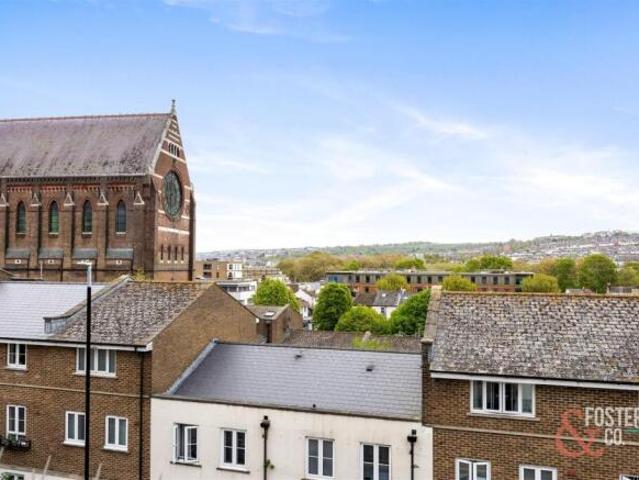 4 bedroom house for sale in New England Street, Brighton, BN1