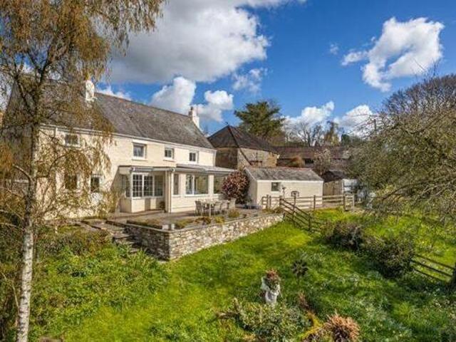 4 Bedroom House For Sale In Near Highweek