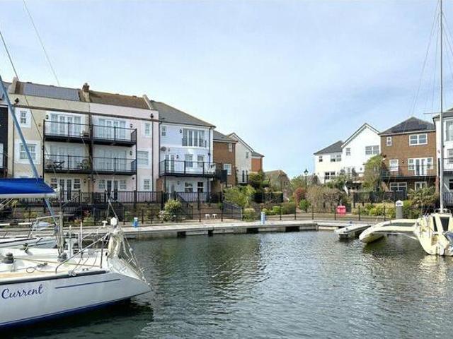 4 Bedroom House For Sale In Sovereign Harbour North