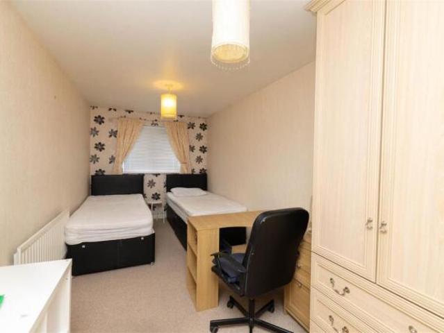 4 bedroom house for sale in Shannon Court, Newcastle Upon Tyne, NE3