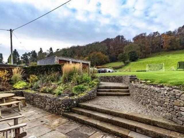 4 bedroom house for sale in Silverdale Road Yealand Redmayne Carnforth LA5