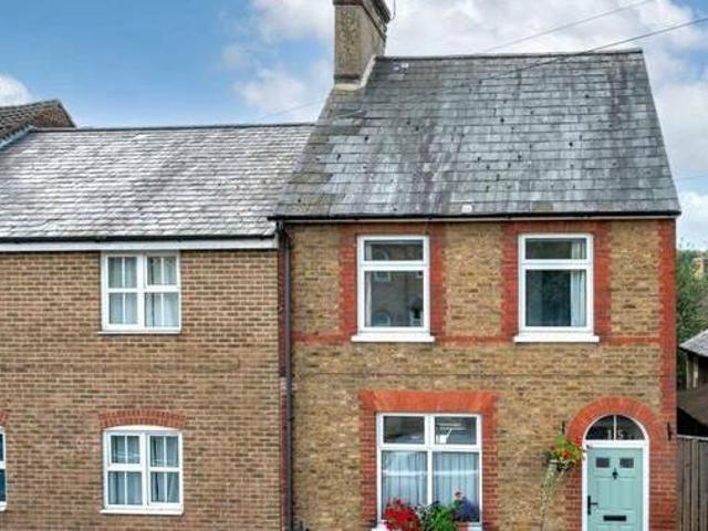 4 bedroom house for sale in St Johns Road Boxmoor HP1