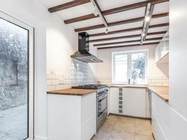4 Bedroom House For Sale In Stratford, London