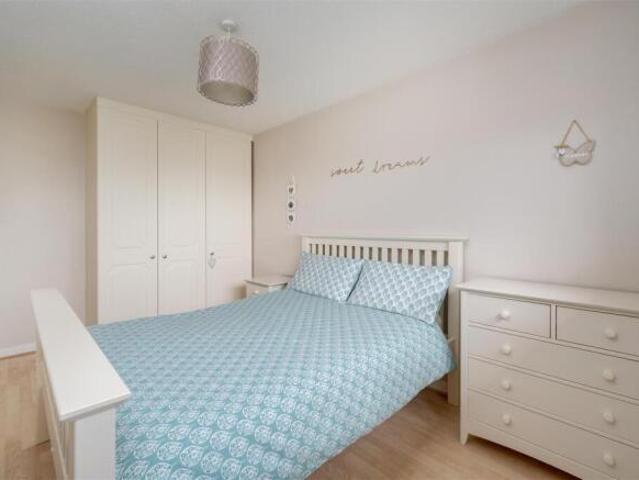 4 bedroom house for sale in Sunningdale Croft, Huddersfield, HD2