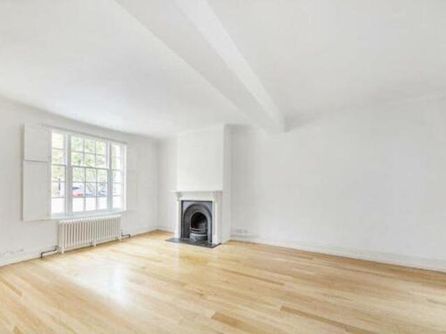 4 Bedroom House For Sale In Putney, London