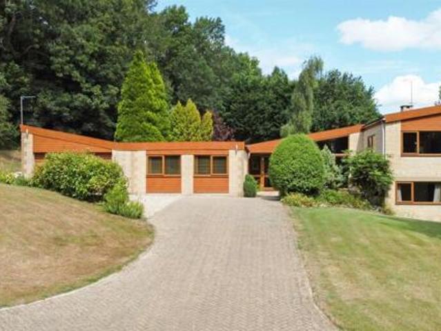 4 Bedroom House For Sale In Rodborough Common