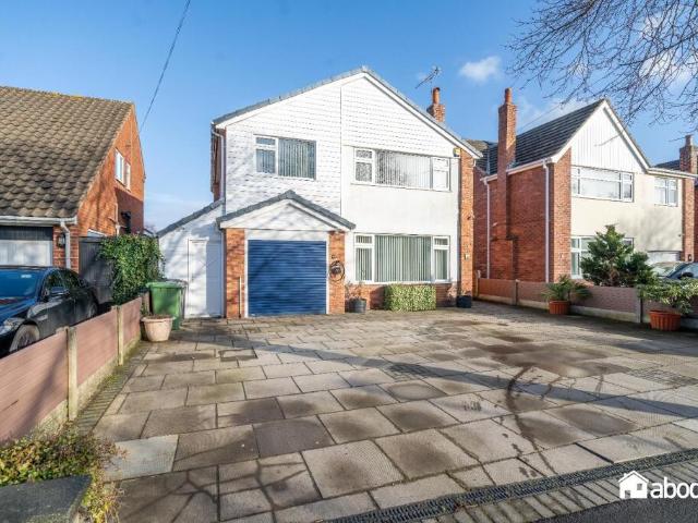 4 bedroom house for sale in Woodlands Road, Formby, Liverpool, L37