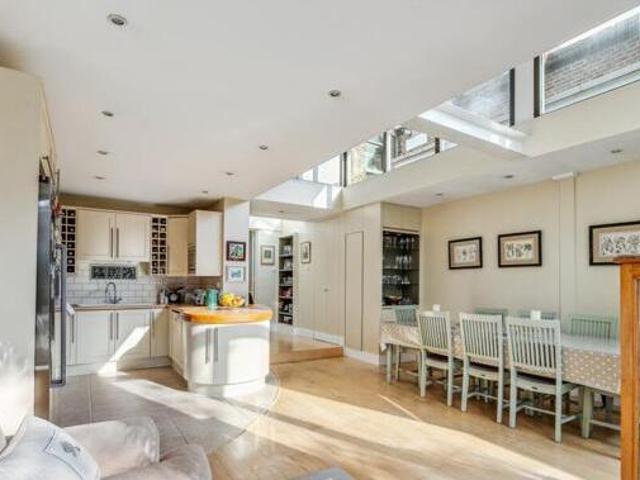 4 Bedroom House For Sale In Wandsworth