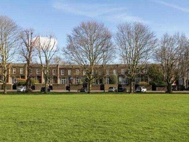 4 Bedroom House For Sale In The Green, Richmond