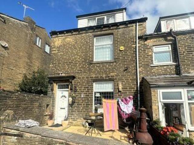 4 Bedroom House For Sale In Thornton, Bradford