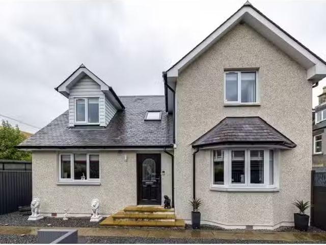 4 bedroom house for sale, Leithen Road, Innerleithen, Borders.
