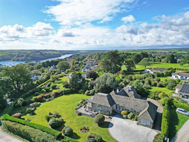 4 Bedroom House Falmouth Cornwall 99926257