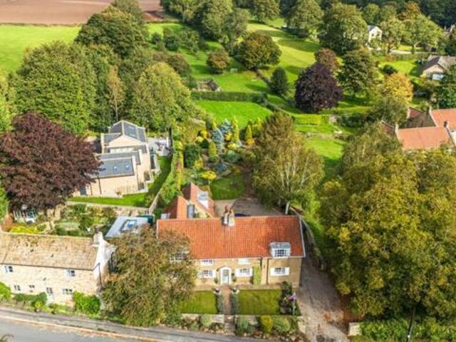 4 Bedroom House Farnham North Yorkshire LS99840532