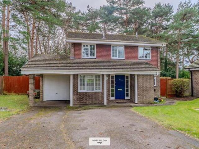 4 Bedroom House Ferndown Dorset LS100540607