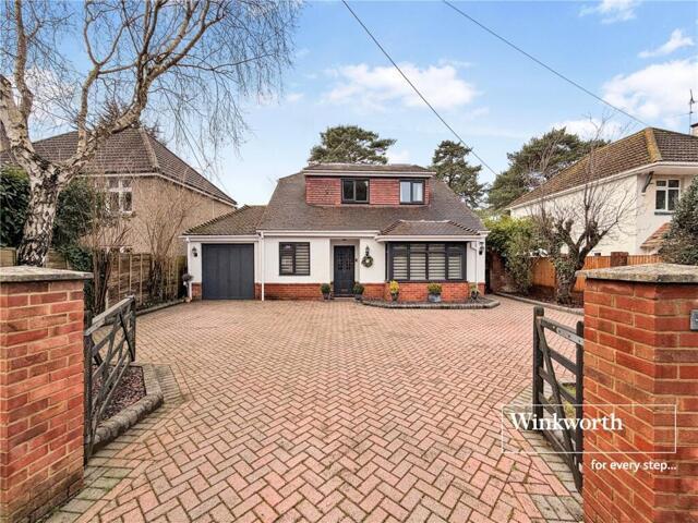 4 Bedroom House Ferndown Dorset LS101931608