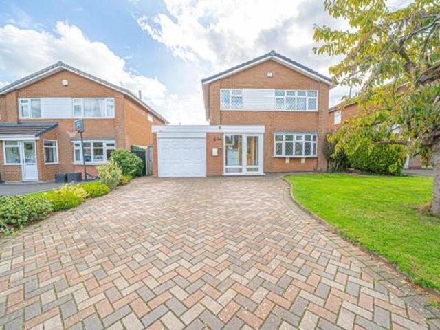 4 Bedroom House Knowle Solihull 98930359