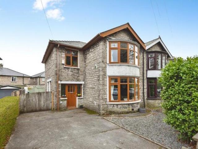 4 Bedroom House Kendal Cumbria LS101678483