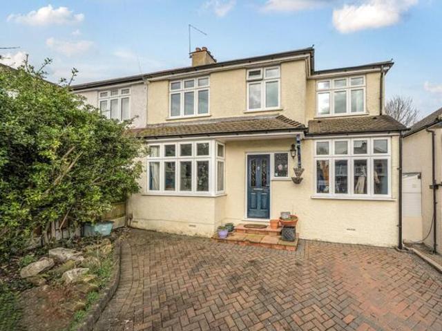 4 Bedroom House Kenley Surrey LS100456748