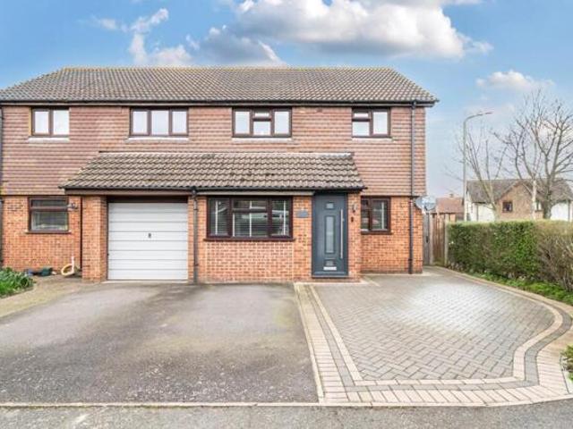 4 Bedroom House Kent Kent 100953711