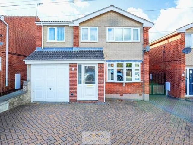 4 Bedroom House Killamarsh Derbyshire 100342837