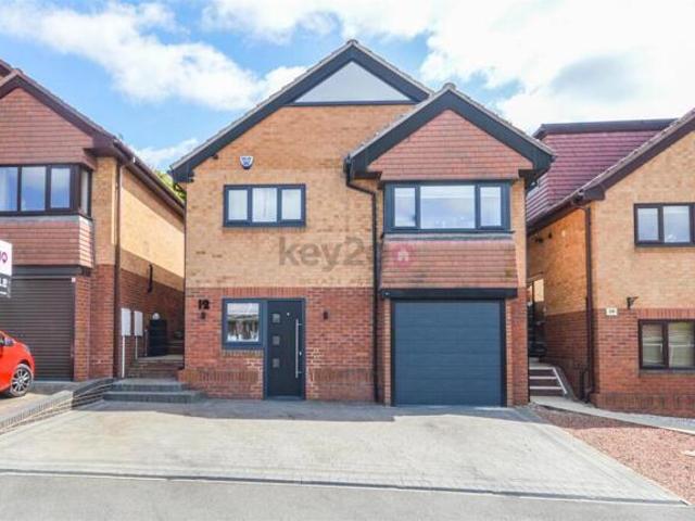 4 Bedroom House Killamarsh Derbyshire 101675165