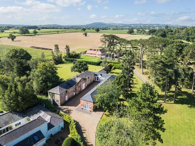 4 Bedroom House Kinnerton Lane Kinnerton Lane 90149478