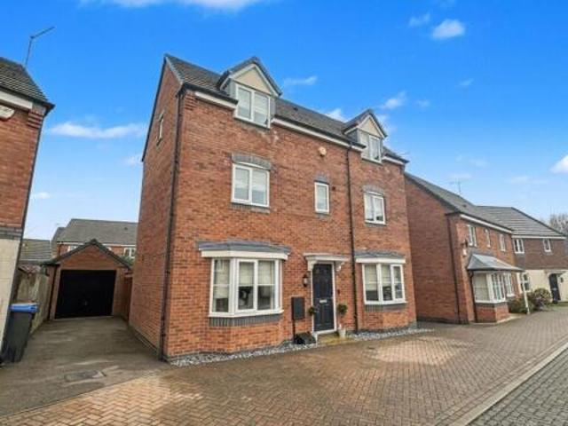 4 Bedroom House Kirkby In Ashfield Nottinghamshire 100456369