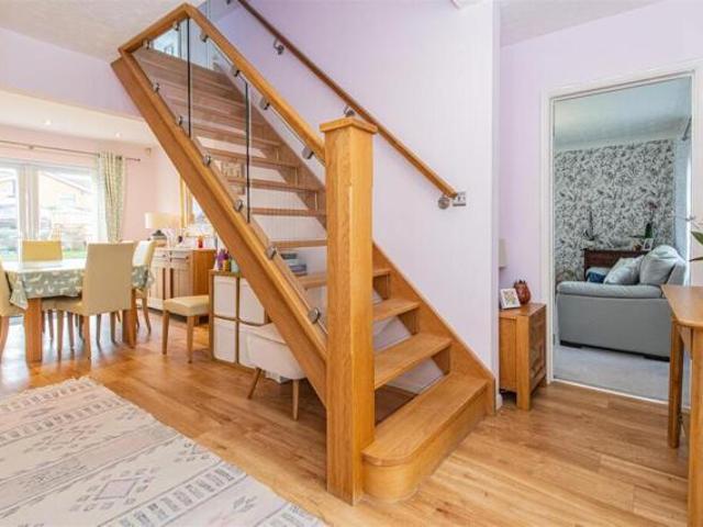 4 Bedroom House Kislingbury Kislingbury LS100096777