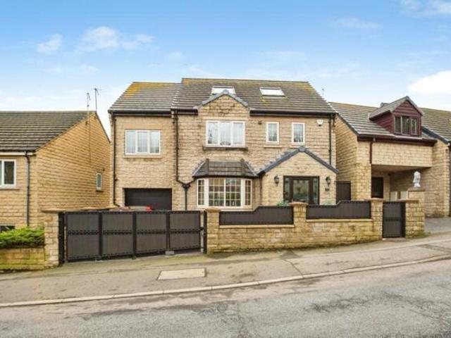 4 Bedroom House Hoyland Hoyland 100158620
