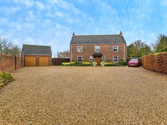 4 Bedroom House Holbeach Holbeach LS100685176