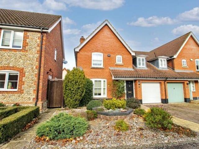 4 Bedroom House Holt Norfolk LS101678534