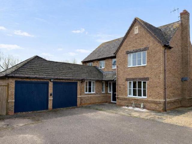 4 Bedroom House Honeybourne Honeybourne LS101316411