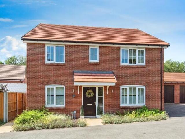 4 Bedroom House Haughley Haughley LS89548683