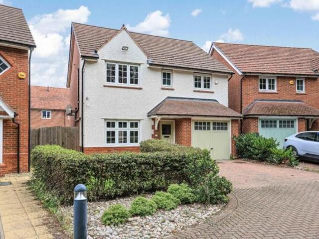4 Bedroom House Hauxton Hauxton LS99608109