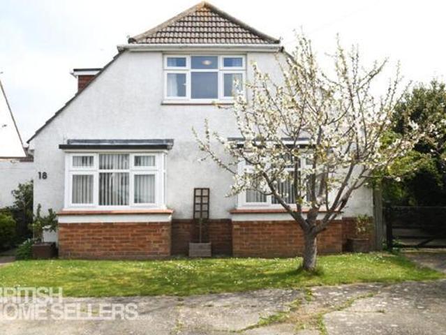 4 Bedroom House Hayling Island Hampshire LS98477662