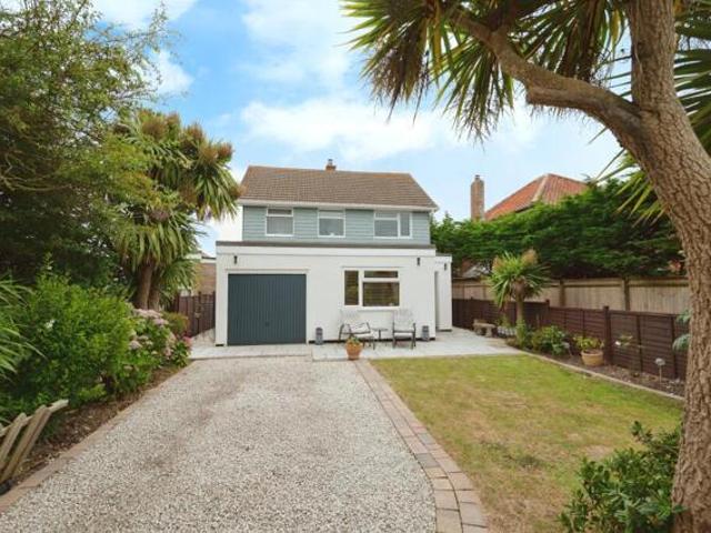 4 Bedroom House Hayling Island Hampshire 98278242