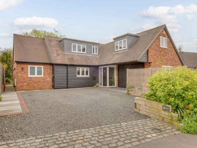 4 Bedroom House Haddenham Buckinghamshire 98903393