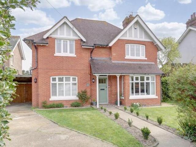 4 Bedroom House Hailsham East Sussex LS101119472