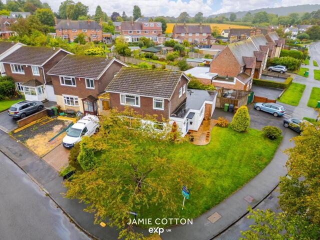 4 Bedroom House Halesowen Dudley 100685097