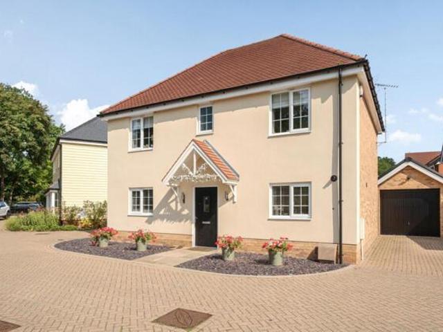 4 Bedroom House Halstead Essex 98503648