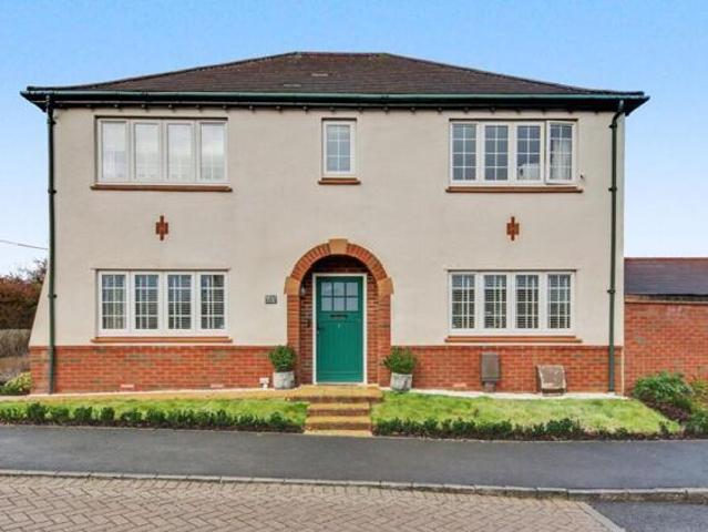 4 Bedroom House Hampshire Hampshire 100366129