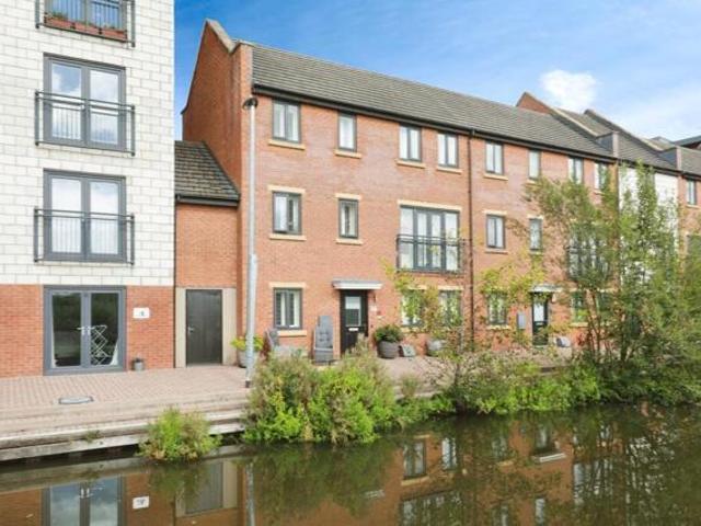 4 Bedroom House Hanley Stoke on Trent LS101278328