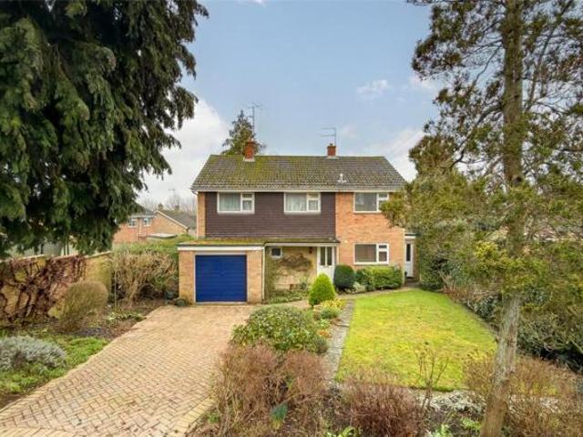 4 Bedroom House Harpenden Hertfordshire 98835021