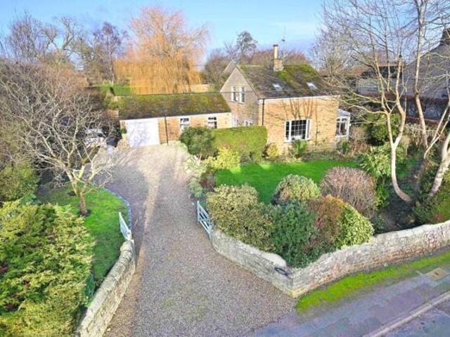 4 Bedroom House Harrogate North Yorkshire LS101677718