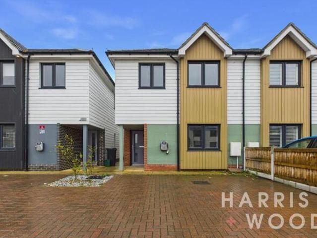 4 Bedroom House Harwich Essex 100578757