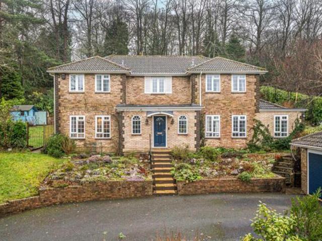 4 Bedroom House Haslemere Surrey LS100097058