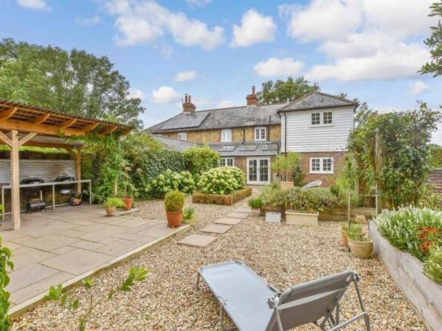 4 Bedroom House Headcorn Kent LS98612353