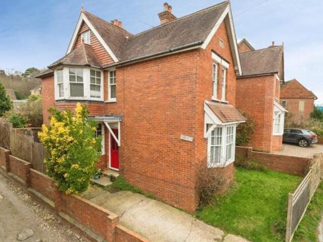 4 Bedroom House Heathfield East Sussex 100917485