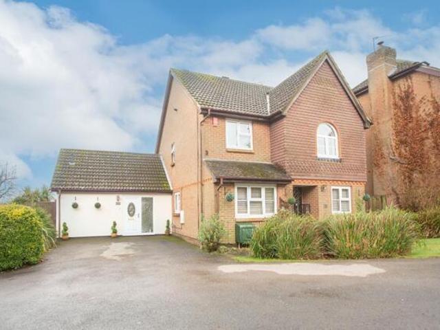 4 Bedroom House Heathfield East Sussex 101025945